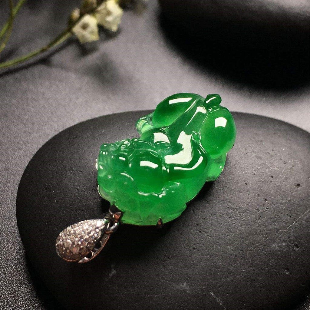 The legend and the history of the mythical beast Pixiu – Jade Nature