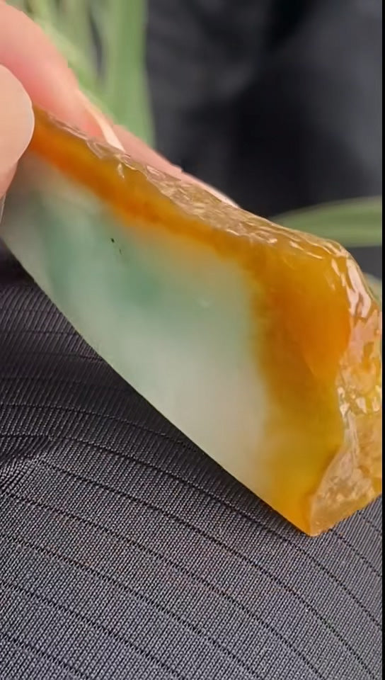 Natural Jade Rough Jadeite Raw (23g,51X25X9mm)-A6136 – Jade Nature