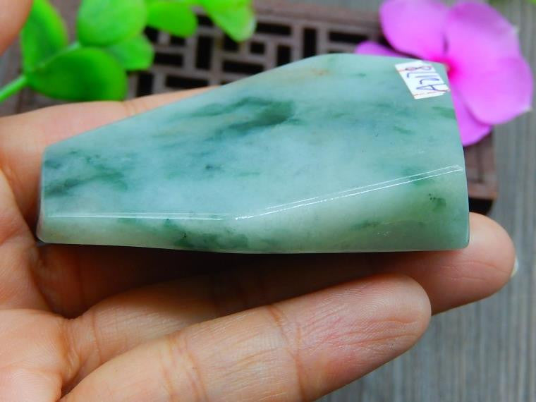 Natural Jade Rough Jadeite Raw (108g, 65X42X20mm) – Jade Nature