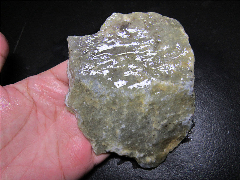 Natural Kunlun Jade Rough Nephrite Raw (148.02g, 108X85X13mm) – Jade Nature