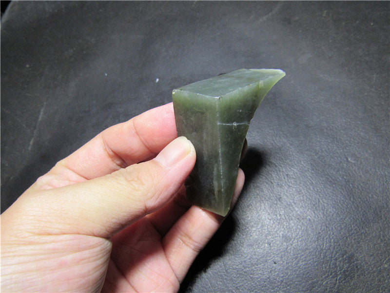 Natural Kunlun Jade Rough Nephrite Raw (51.17g, 50X47X21mm) – Jade Nature